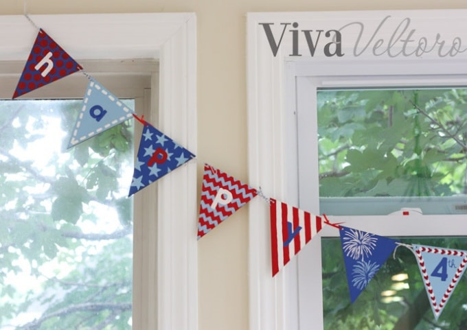 Holiday Banners! DIY: Painted Pennant Garland