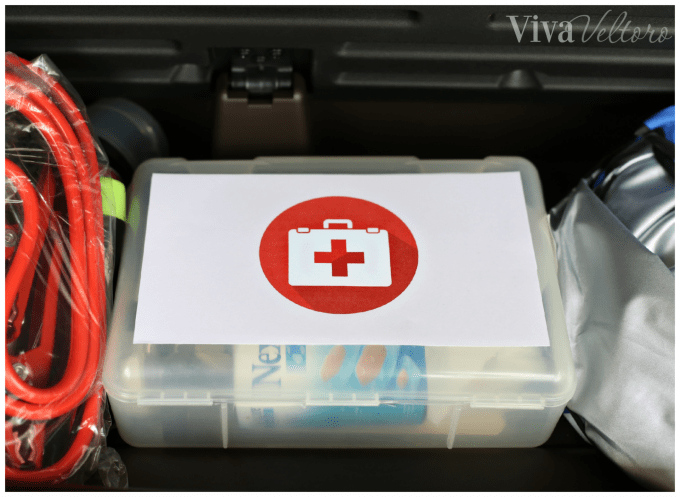 How to Create a Family First Aid Kit - Viva Veltoro