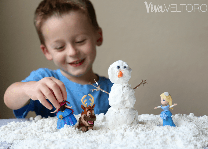 How to Make Snow - DIY Play Snow - Viva Veltoro