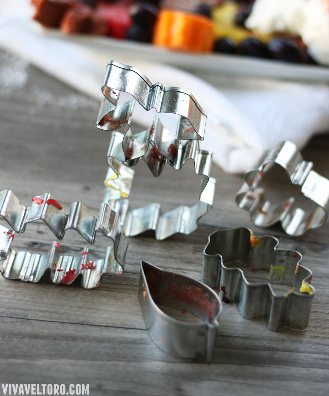 Hello, Fall! How to Make Colored Pancakes In Festive Shapes! - Viva Veltoro