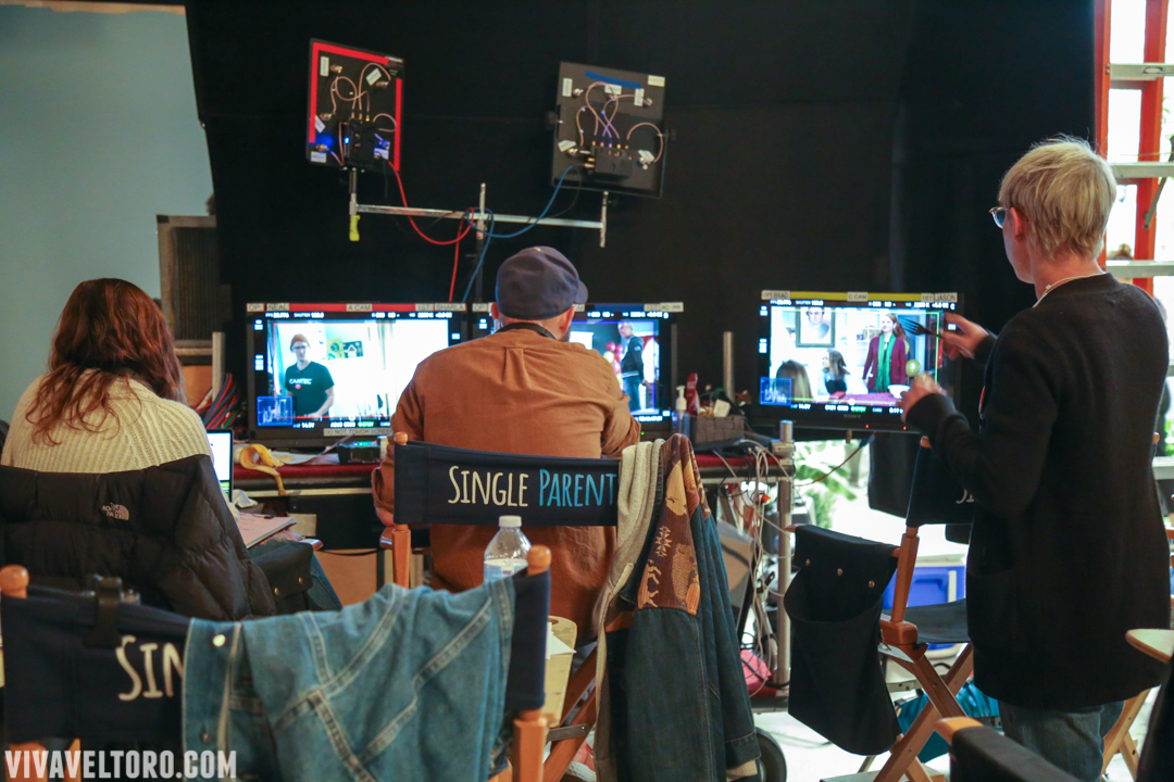 Step On Set Of Single Parents With Me! Exclusive Single Parents Cast ...