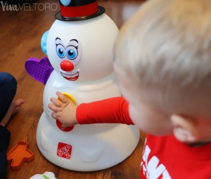 Step2 My First Snowman {Plus, a GIVEAWAY!} - Viva Veltoro