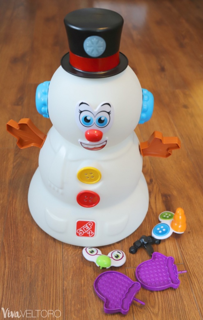 Step2 My First Snowman {Plus, a GIVEAWAY!} - Viva Veltoro