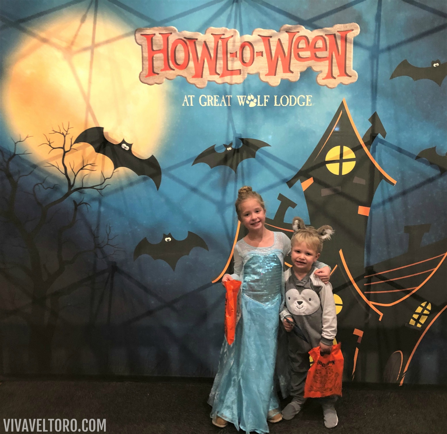 Celebrate Holidays at Great Wolf Lodge - A Look at the Howl-O-Ween ...